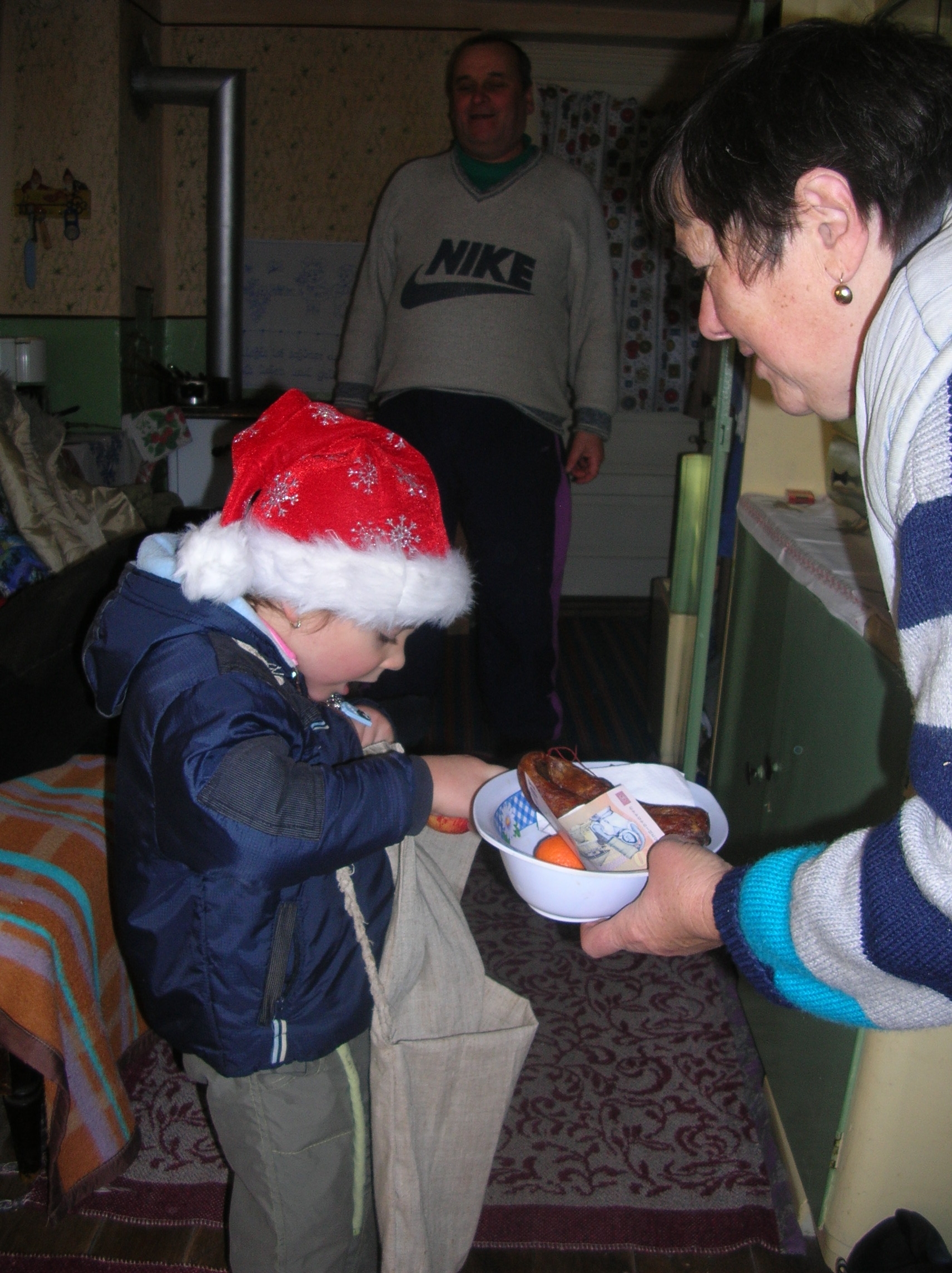 TRADIȚII: Pițărăii, vestitorii Crăciunului, au bătut la porțile ...