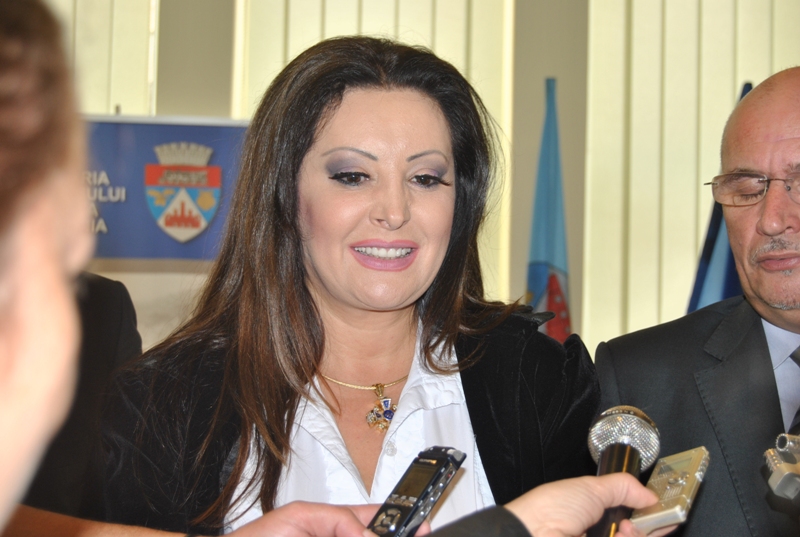 FOTO Dragana Mirkovic: ,,La concert vă voi oferi inima mea în palmă!”