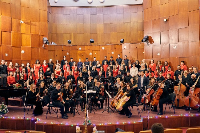 Vocal Symphonic Concert “Colinde… Colinde” As a Part of the Romanian ...