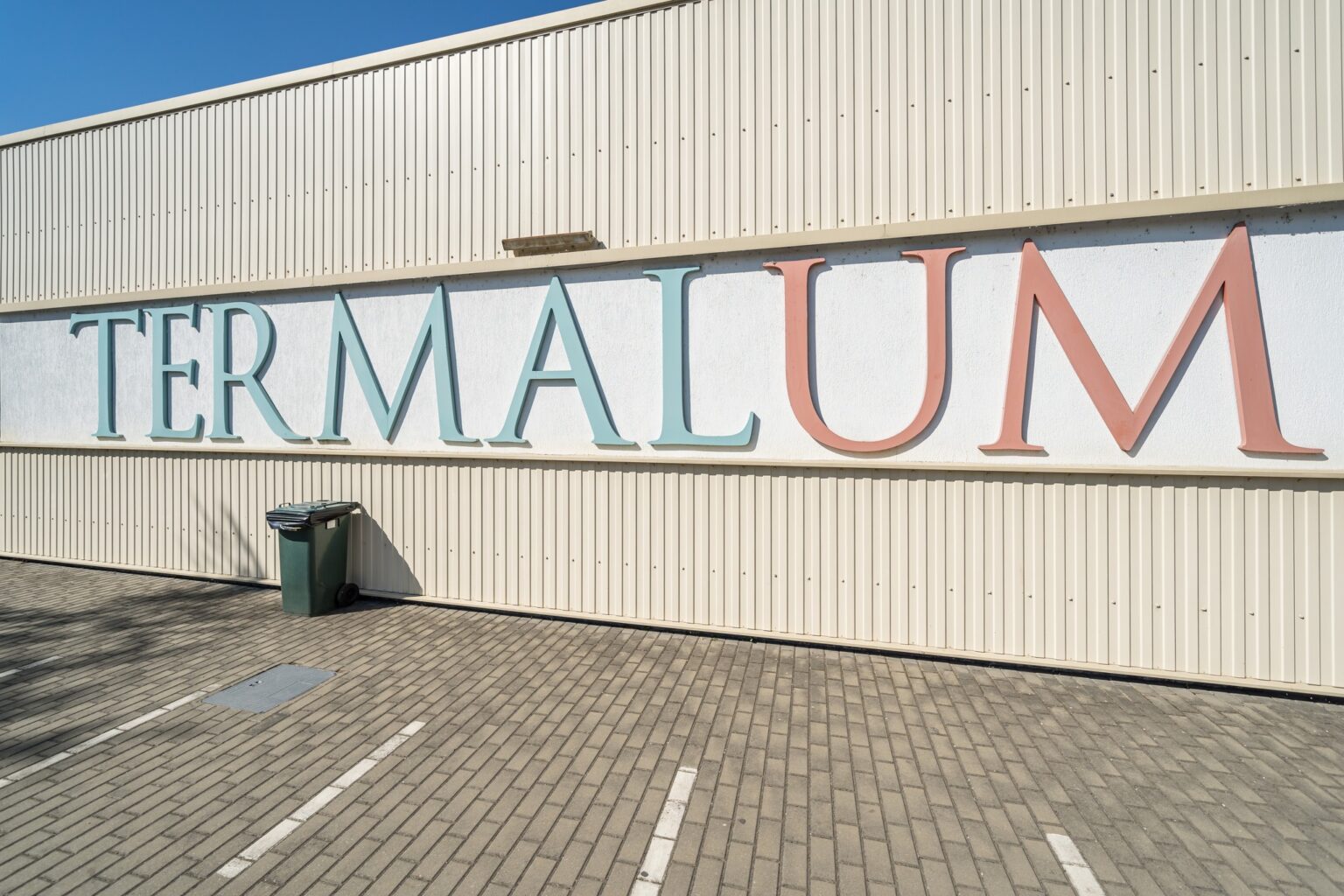 FOTO. Imagini cu transformarea fostului ștrand UMT. Anul viitor se ...