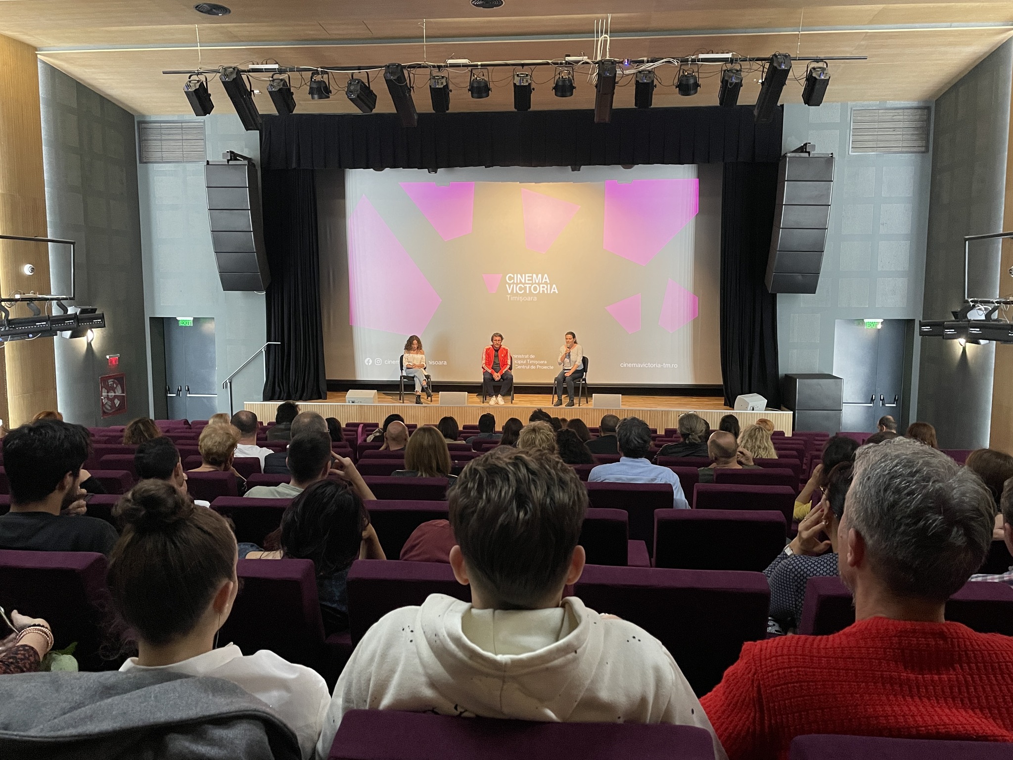 Cinema Victoria din Timișoara, tot cu sala plină în prima lună de ...