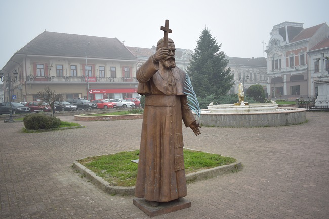 Patrimoniu cultural îmbogăţit! Statuie impozantă în centrul Lugojului
