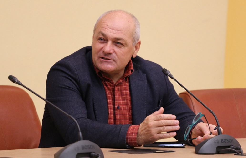 18 milioane de lei pentru toate drumurile județului! Ce lucrări promite ...