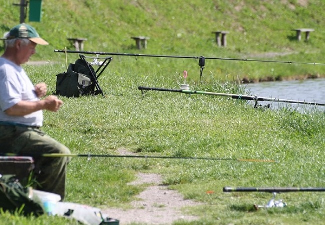 Mai mulți pescari decât pești! Aproape 3.000 de pasionați la cluburile ...