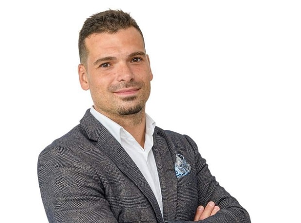 POVESTE DE VIAȚĂ. Care este cea mai mare satisfacție a medicului Mihai ...