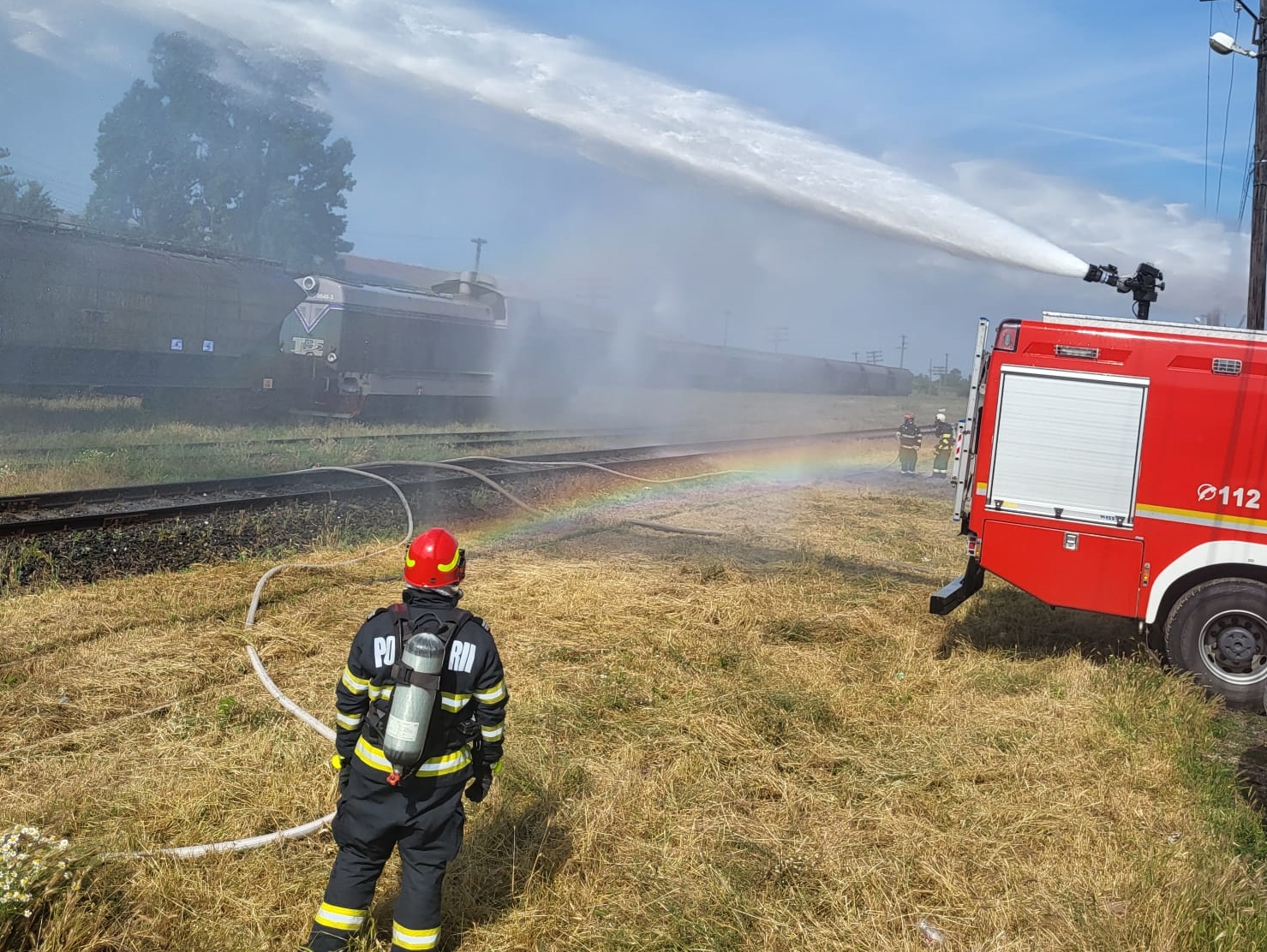 Vrei să fii salvator? Te poți înscrie la Facultatea de Pompieri