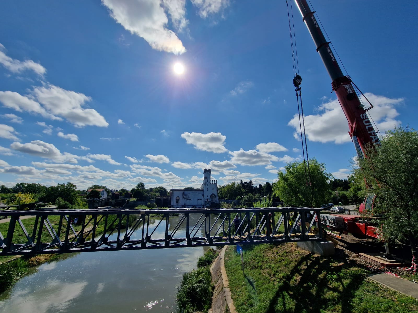 O nouă pasarelă pietonală peste râul Bega, la Timișoara - Știri din ...