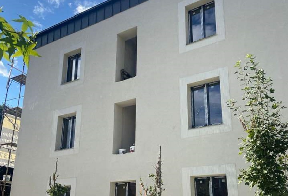 Blocul Fetelor din Reșița, în continuă transformare