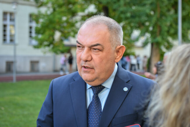 Octavian Crețu va candida pentru un nou mandat de rector al ...