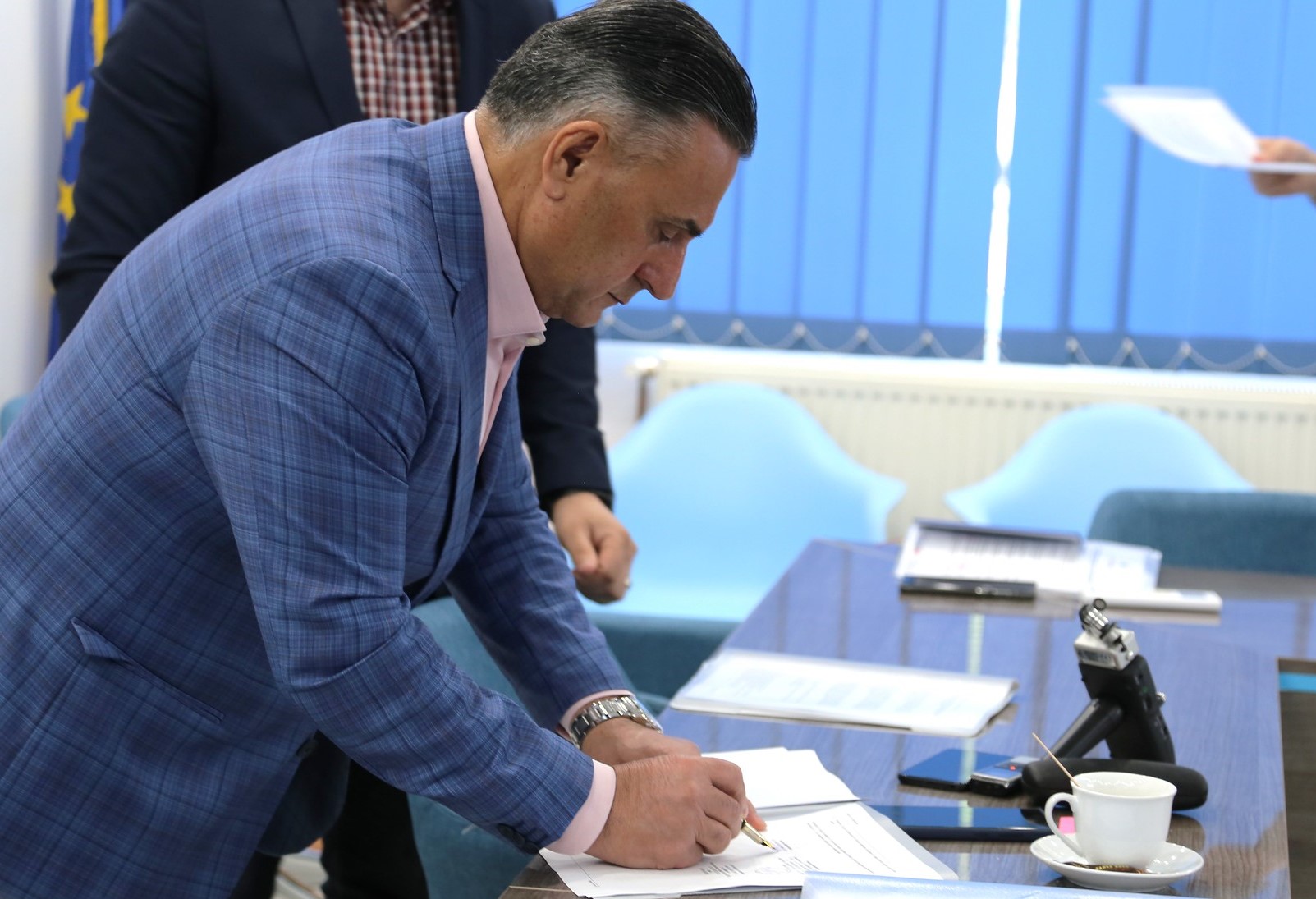 Filipescu a semnat ordinul de începere pentru lucrările de 1 miliard de ...
