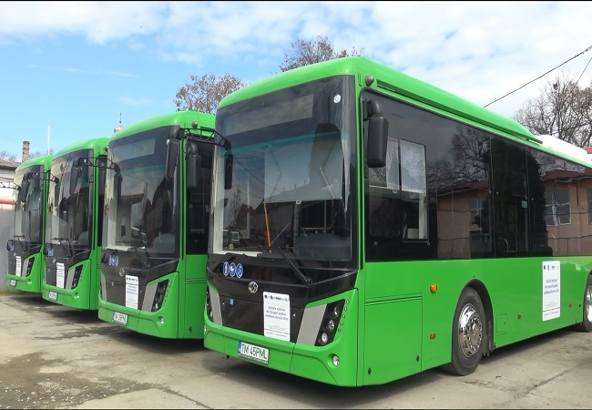 Autobuzele electrice au ieşit din garaj! Societatea Transport Local Lugoj primește încă sugestii ...