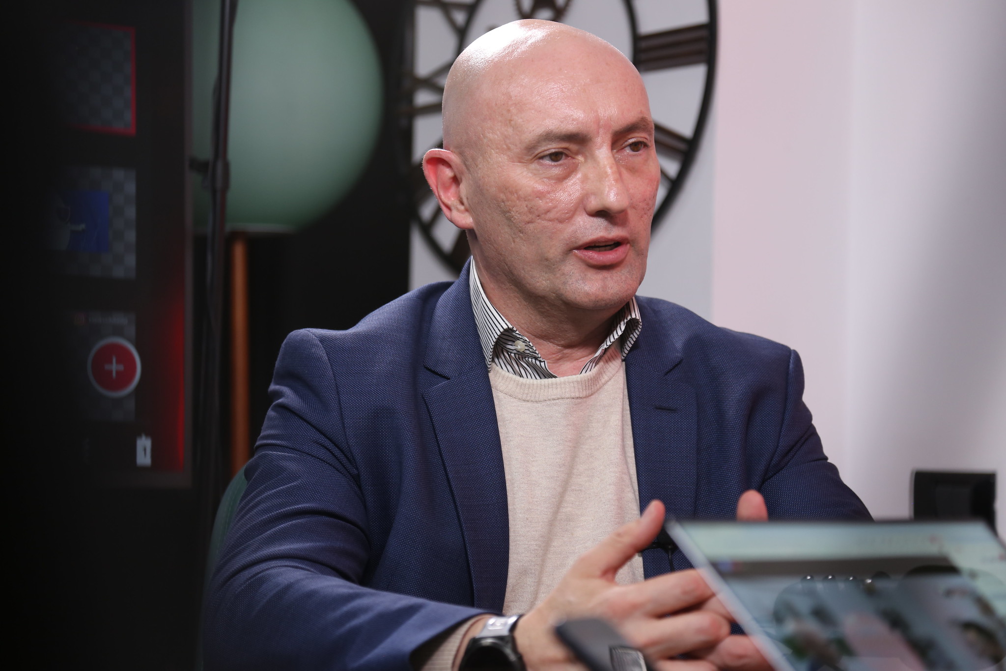 Apă termală, de astăzi în Băile Herculane sau abia peste câțiva ani!