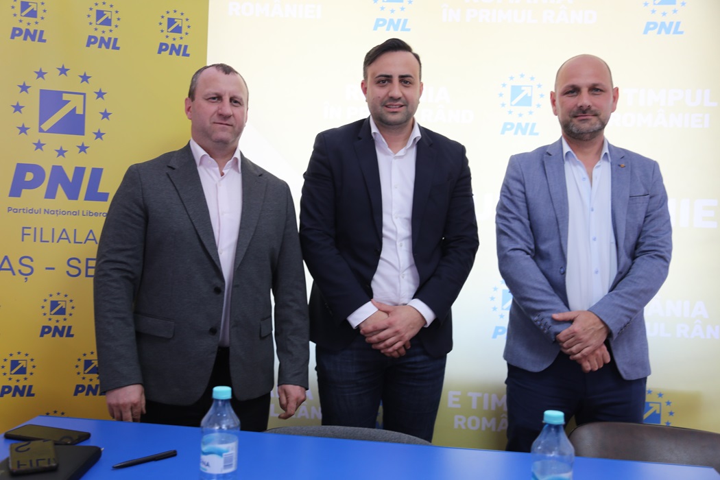 Dumitru Rujan primește întăriri pentru Primăria Caransebeș
