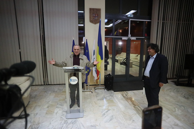 Garry Kasparov, la Timișoara! Urcă pe scena Tech Talks by UPT