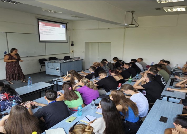 Electronics Summer University UPT a reunit elevi din toată țara