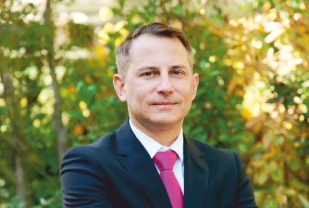 Regele Beauty în România, Olimpiu Galani, senator de Caraș-Severin!