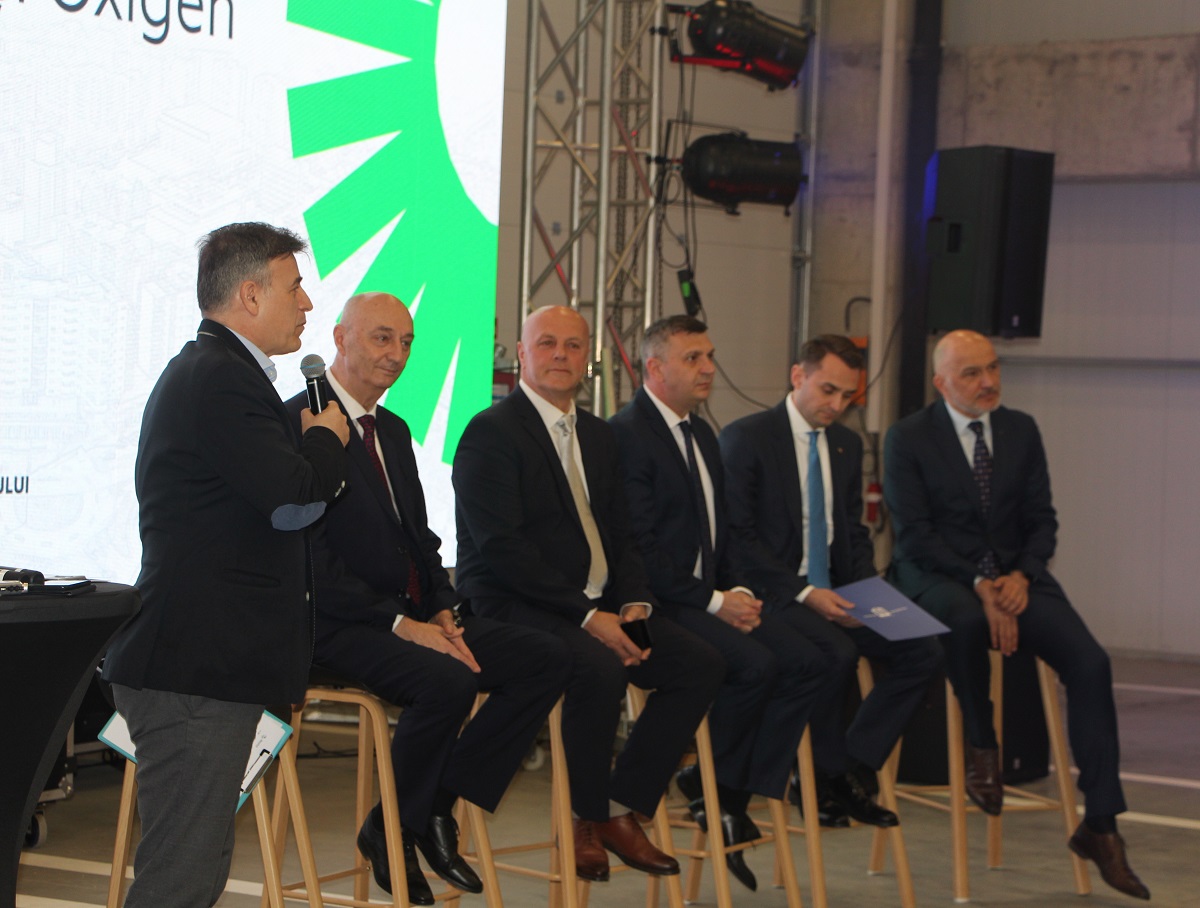 Reșița are și trecut și viitor. Este flacără și oxigen!